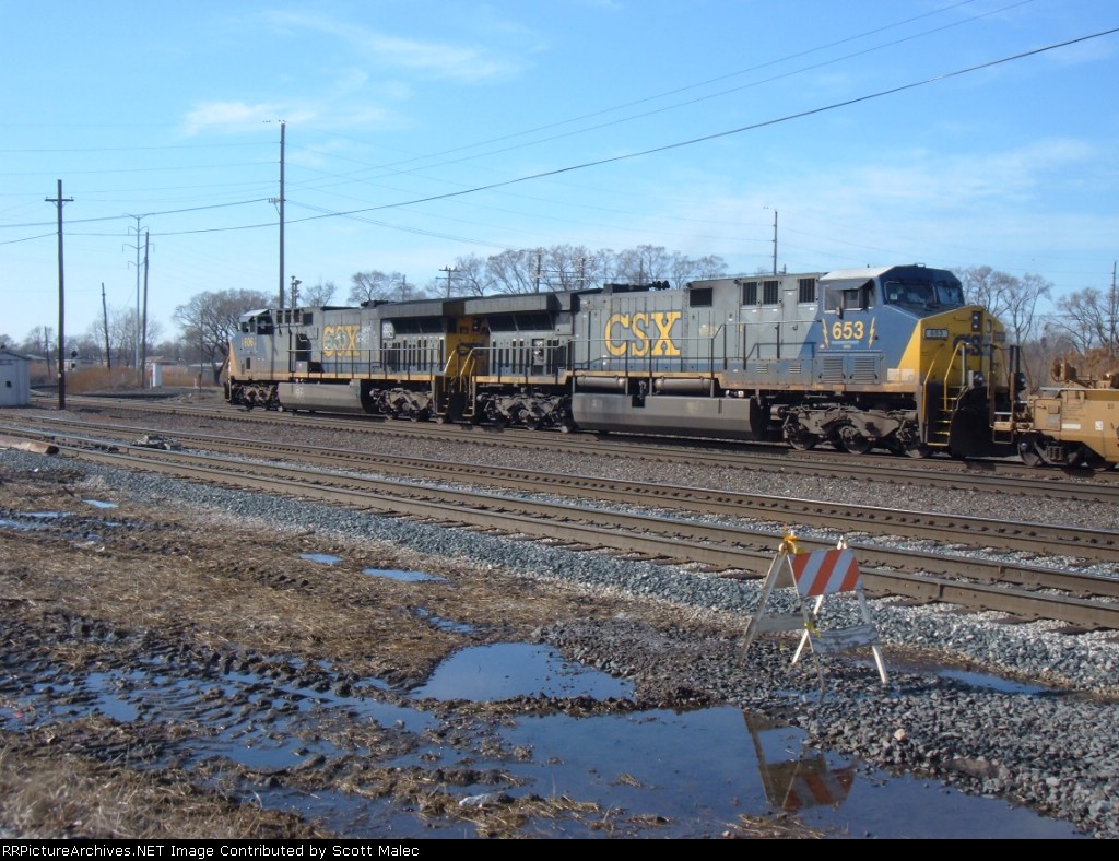 CSX 606 & 653